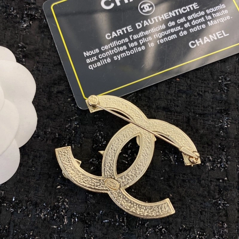 Brand-original Chanel Brooches