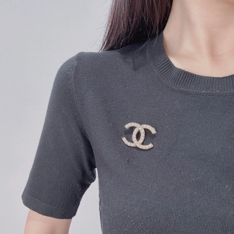 Factory-made Chanel Brooches