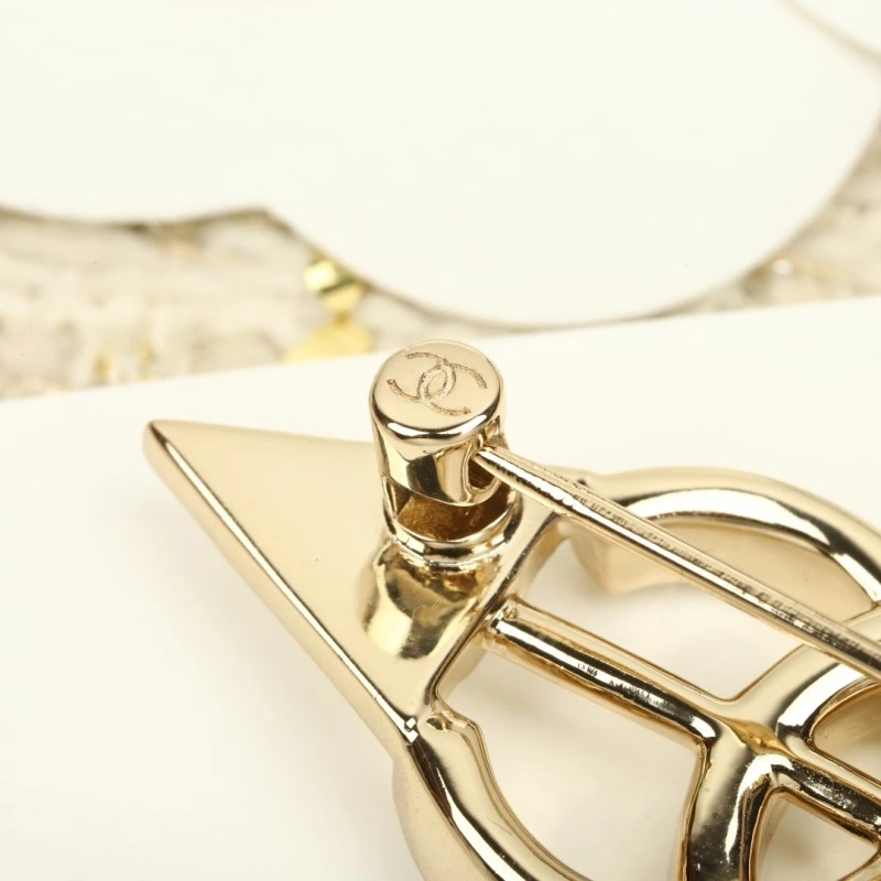 Official Chanel Brooches