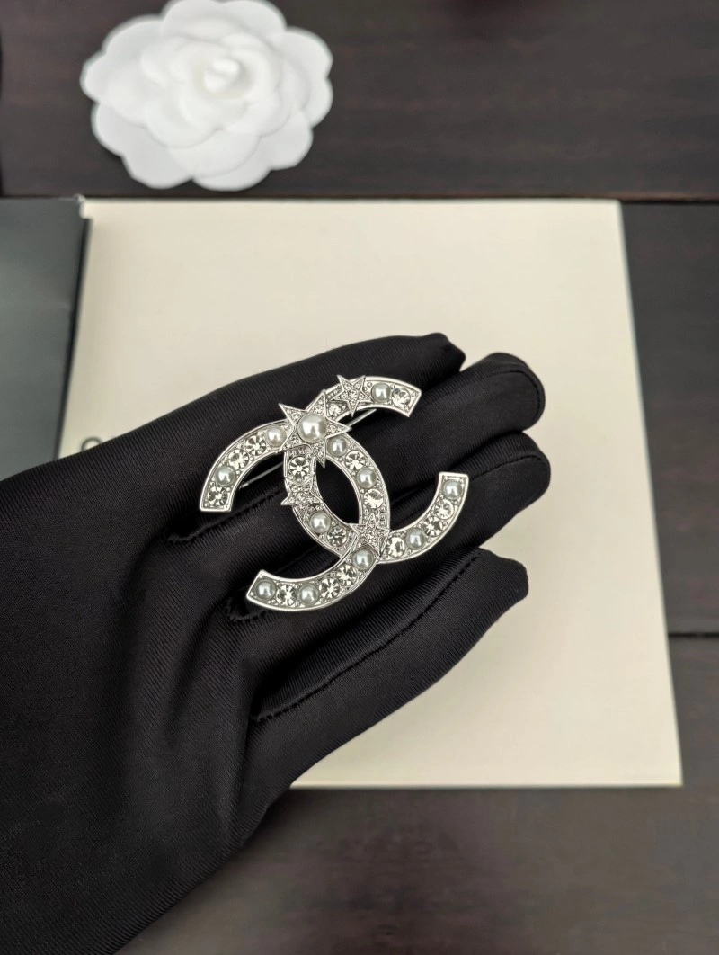 High accuracy Chanel Brooches
