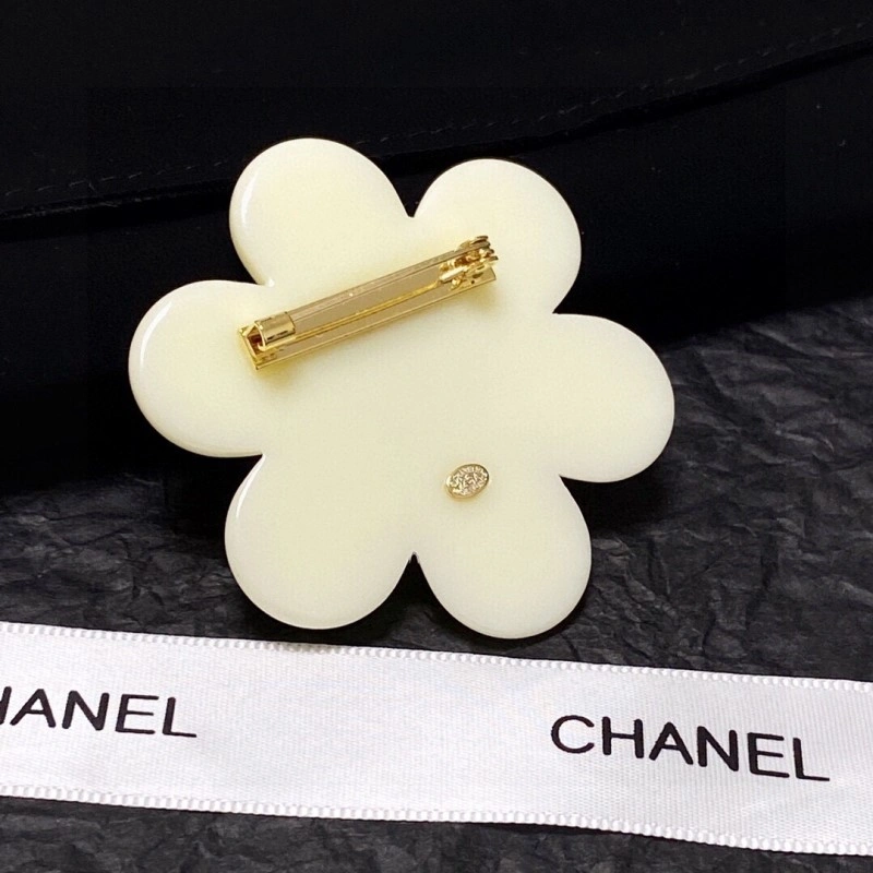Brand-authenticated Chanel Brooches