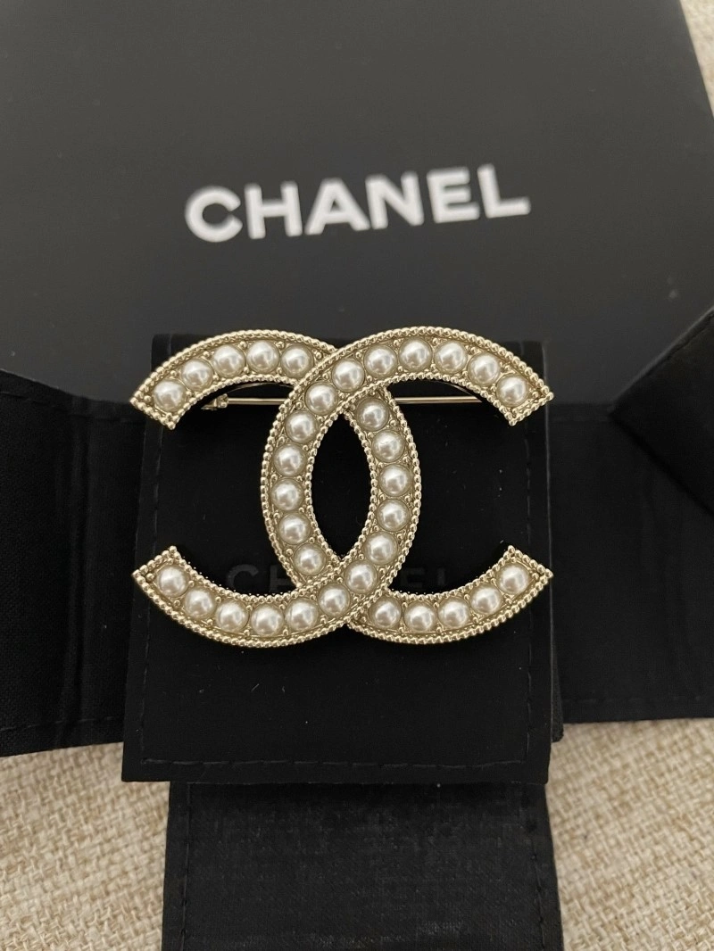 Bargain Chanel Brooches