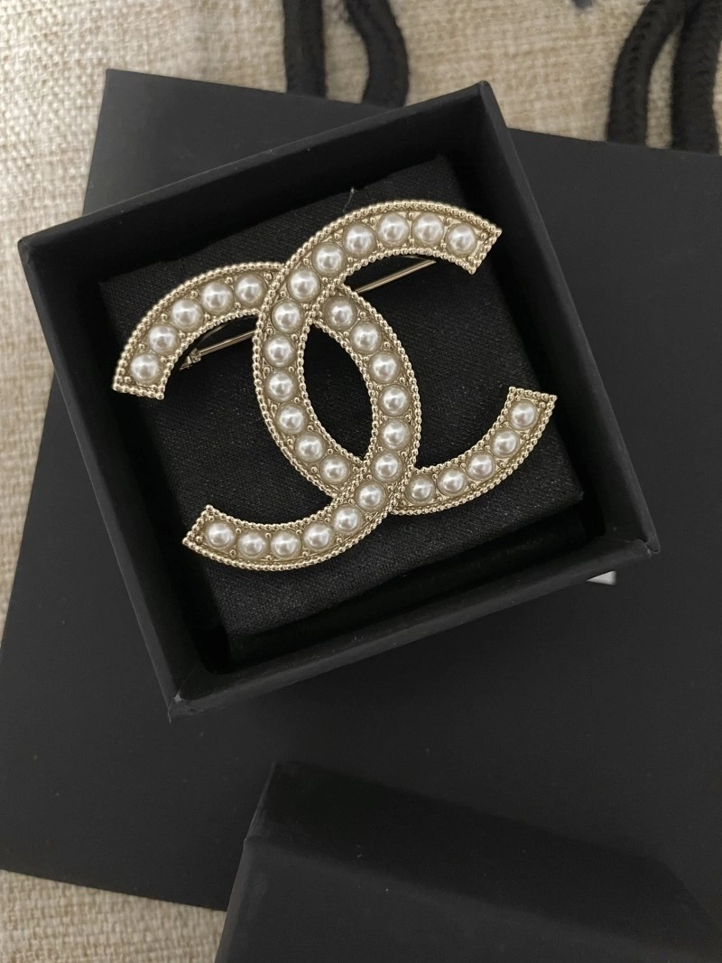 Bargain Chanel Brooches