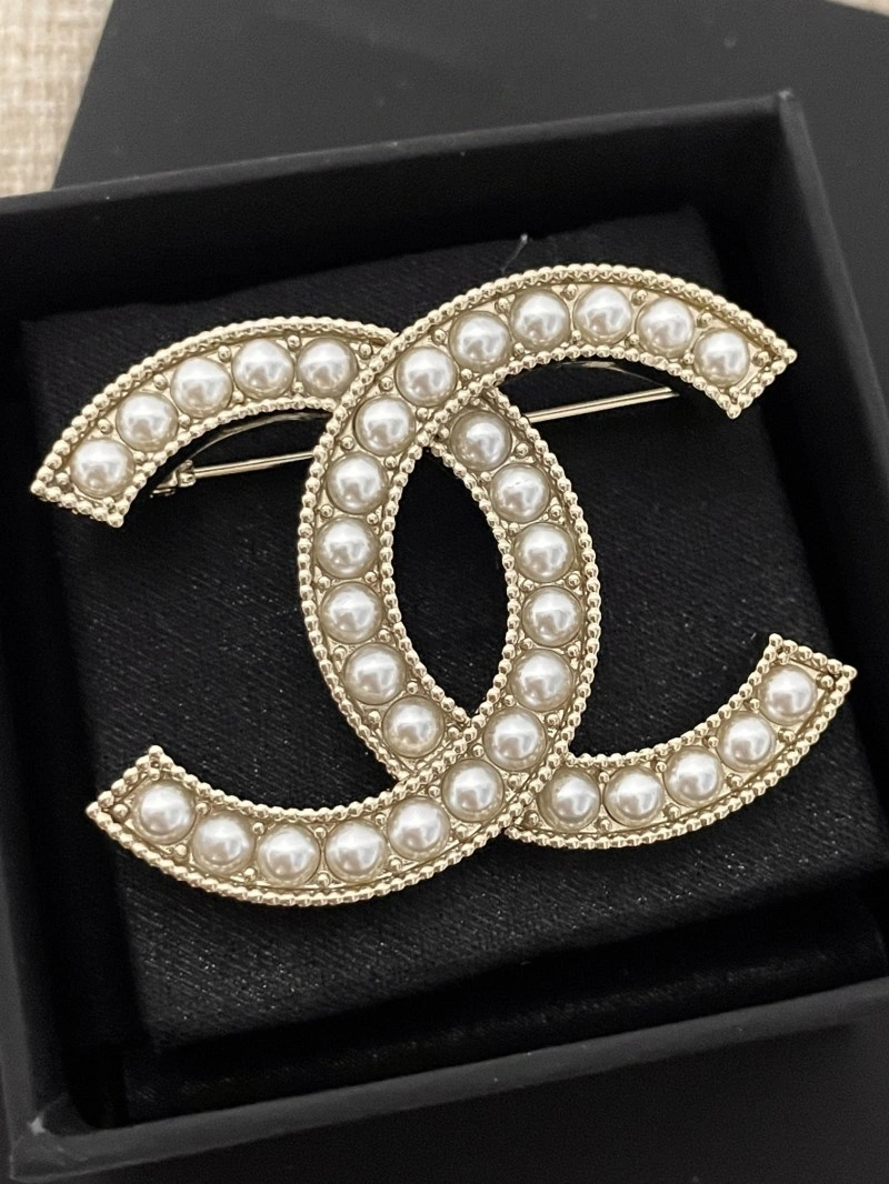Bargain Chanel Brooches