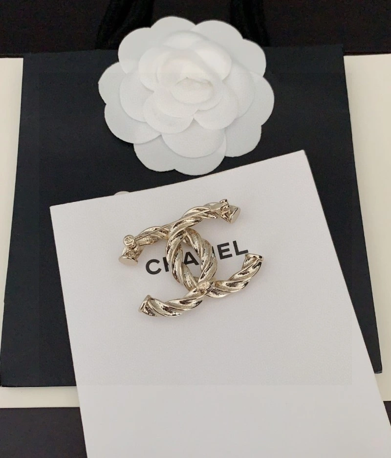 Bargain Chanel Brooches