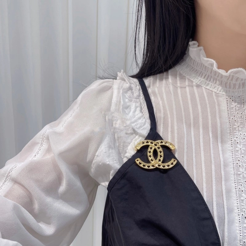 Precise copy Chanel Brooches