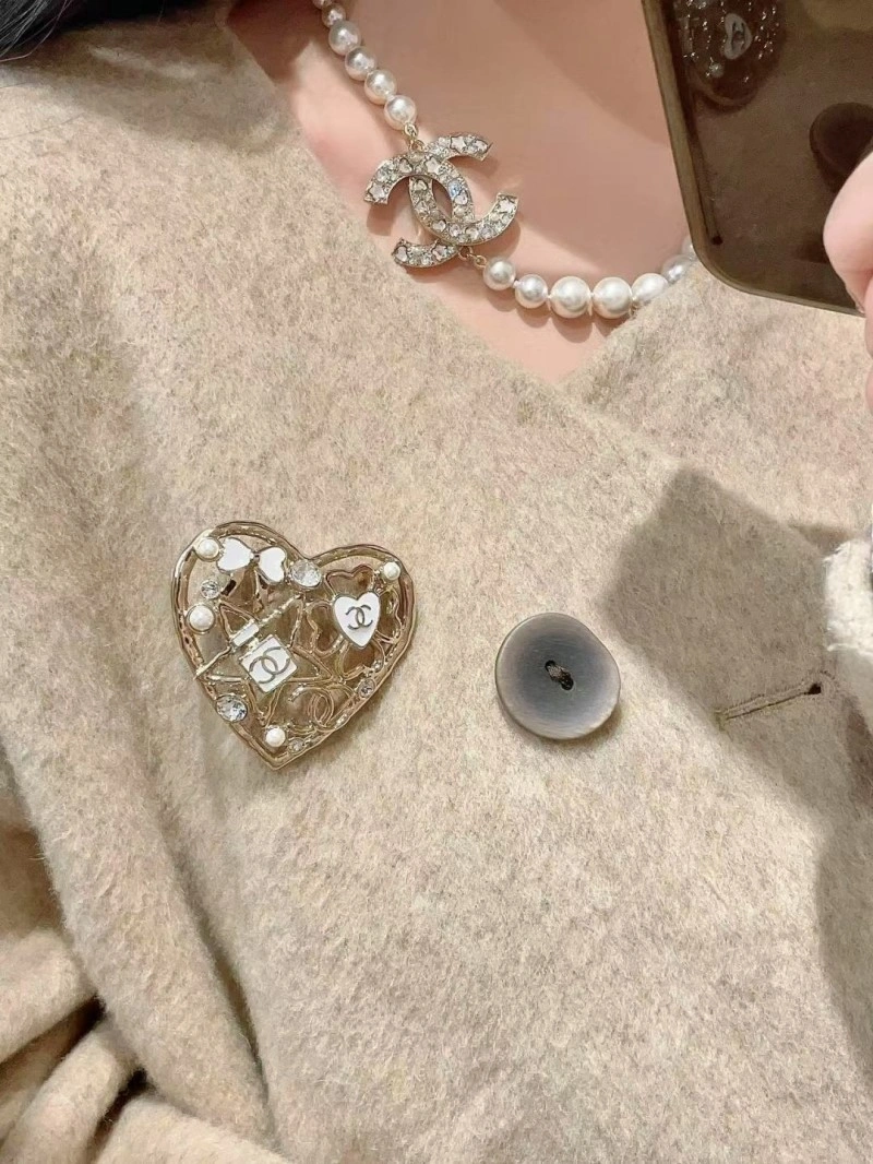 Brand-authenticated Chanel Brooches