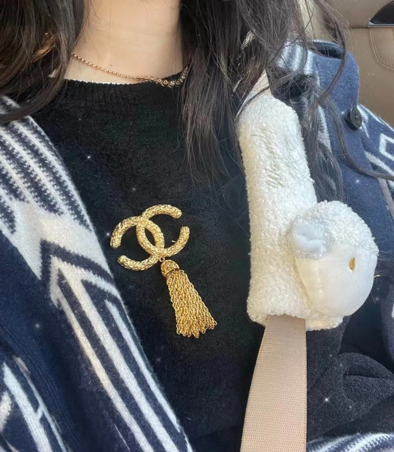 Real Chanel Brooches