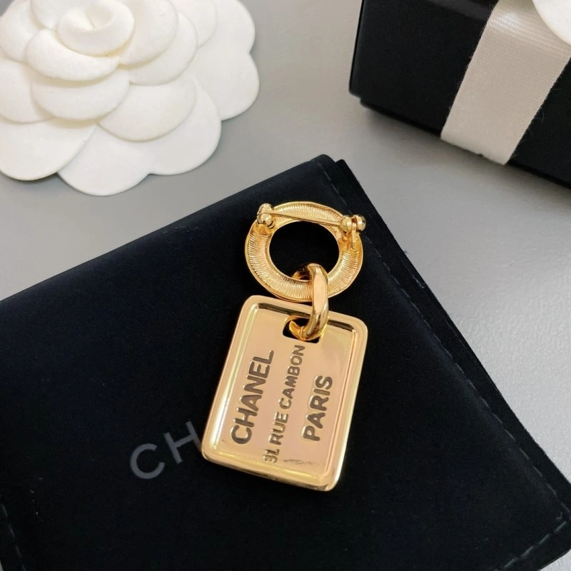 Legit Chanel Brooches