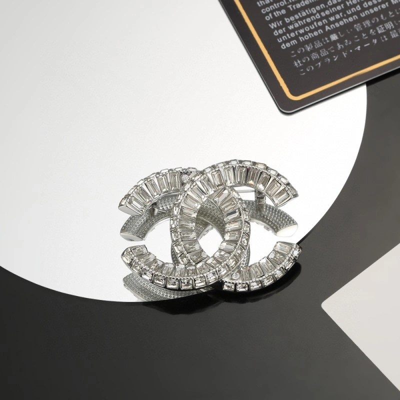 High accuracy Chanel Brooches