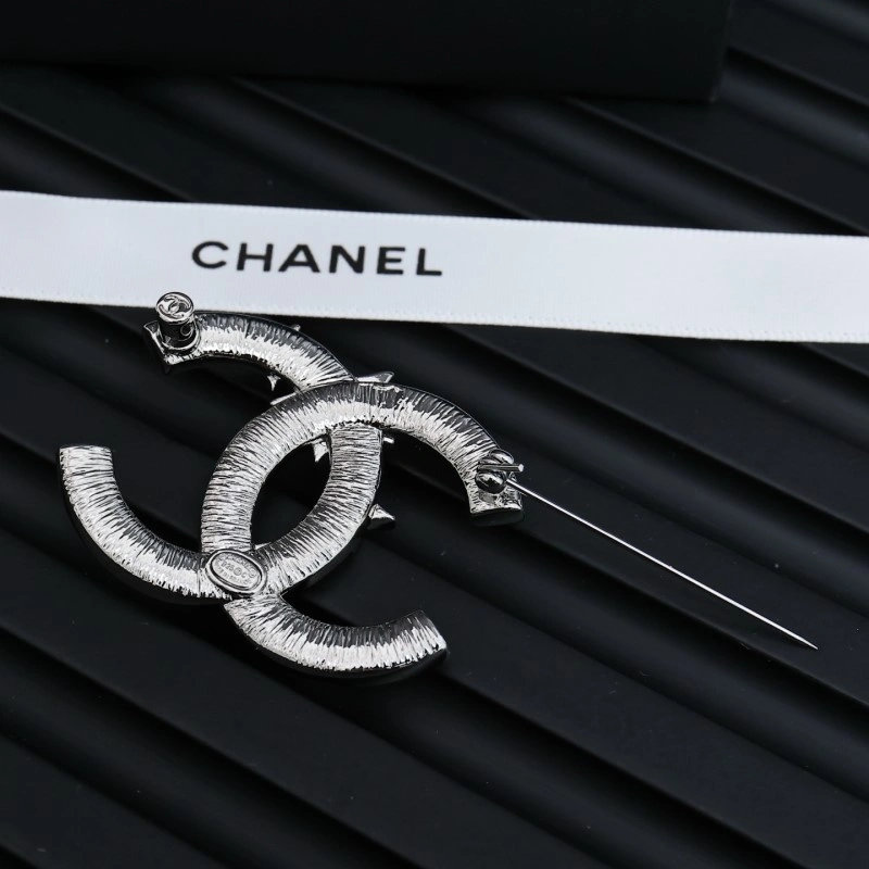 High accuracy Chanel Brooches