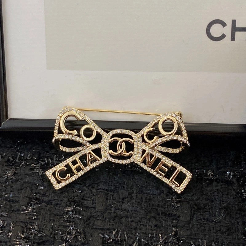 High fidelity Chanel Brooches
