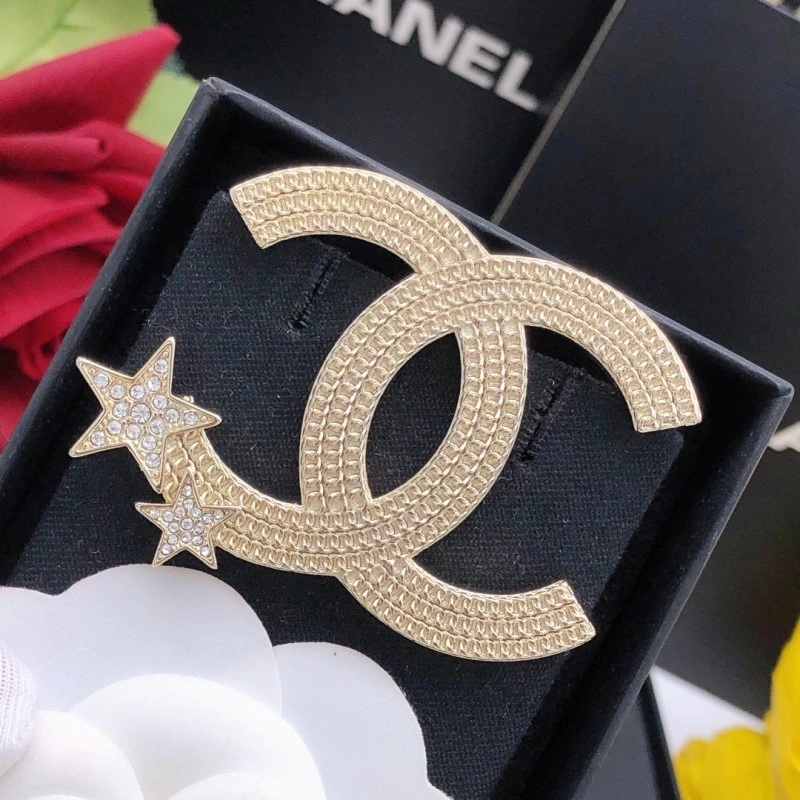 Top match Chanel Brooches