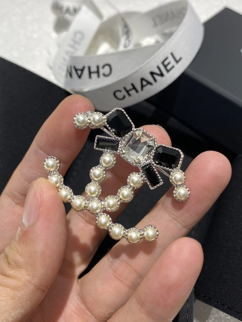Precise copy Chanel Brooches