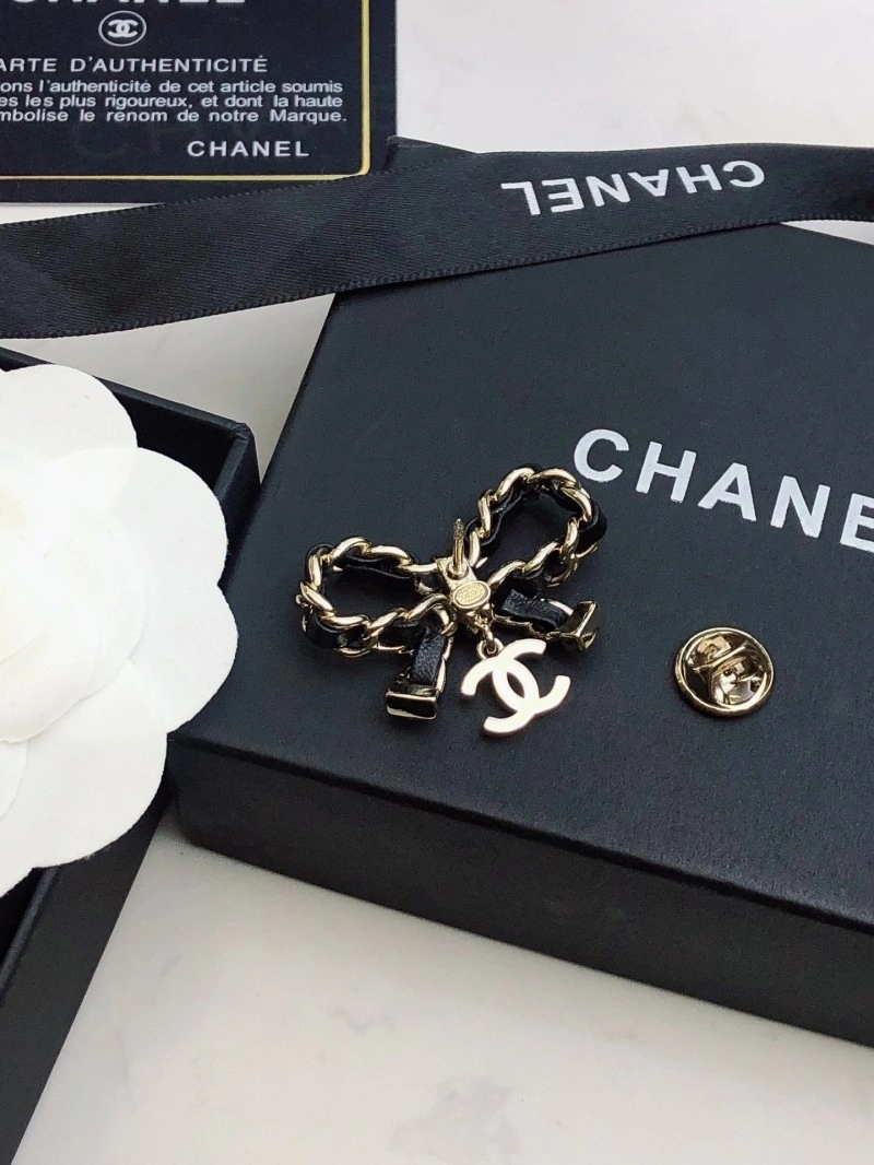 Exact replica Chanel Brooches