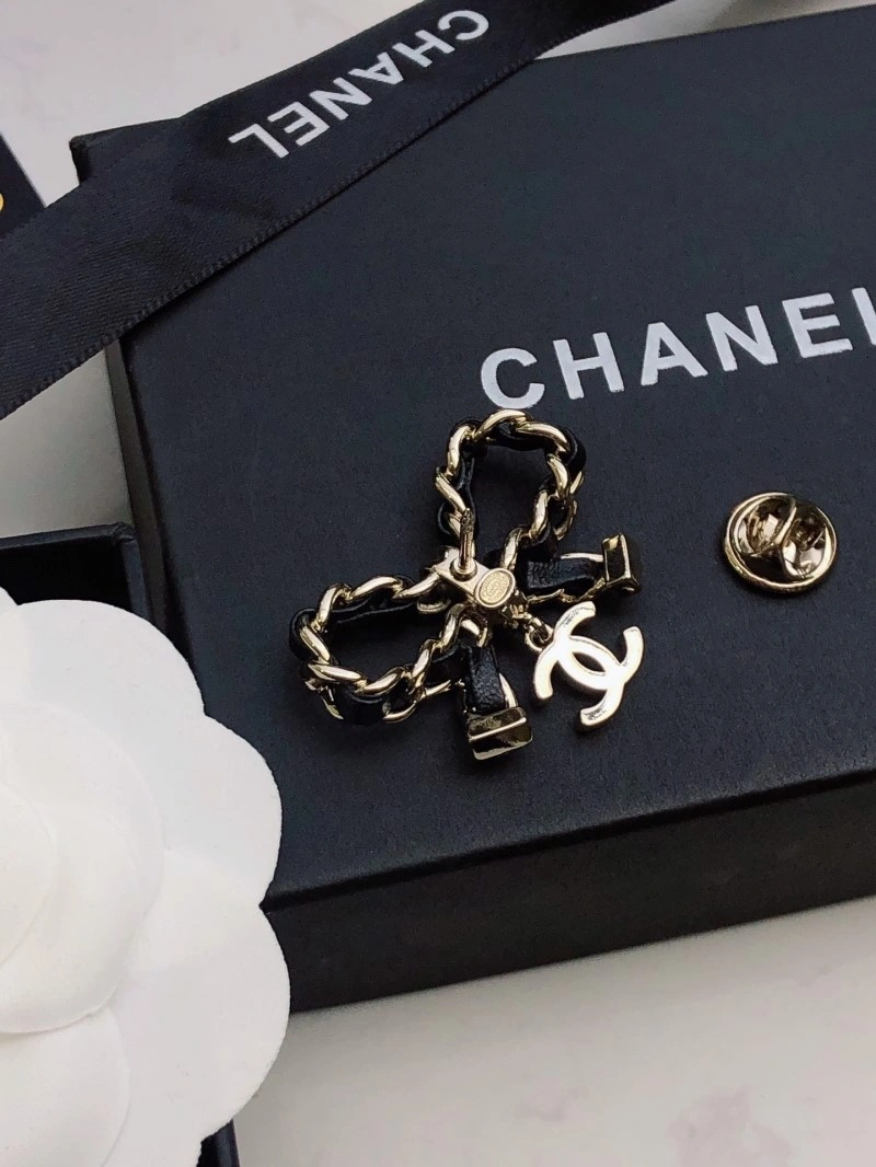 Exact replica Chanel Brooches