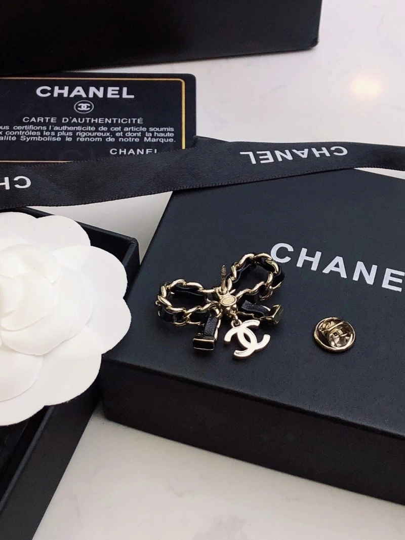 Exact replica Chanel Brooches