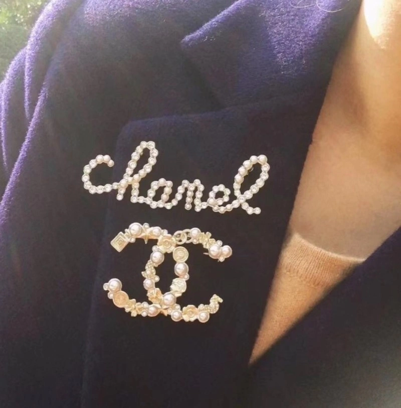 Economical Chanel Brooches