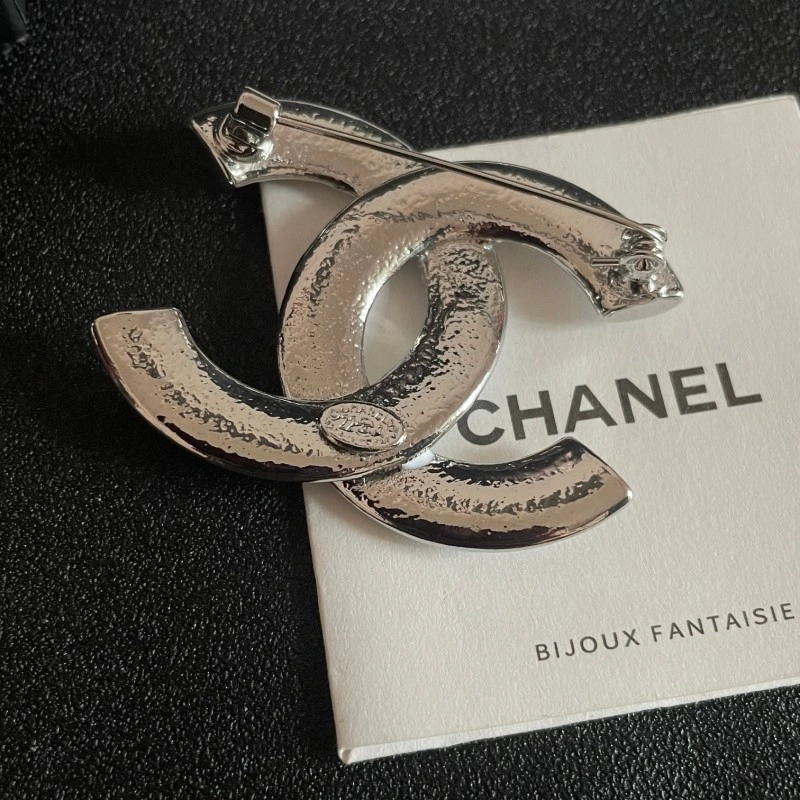 Brand-authenticated Chanel Brooches