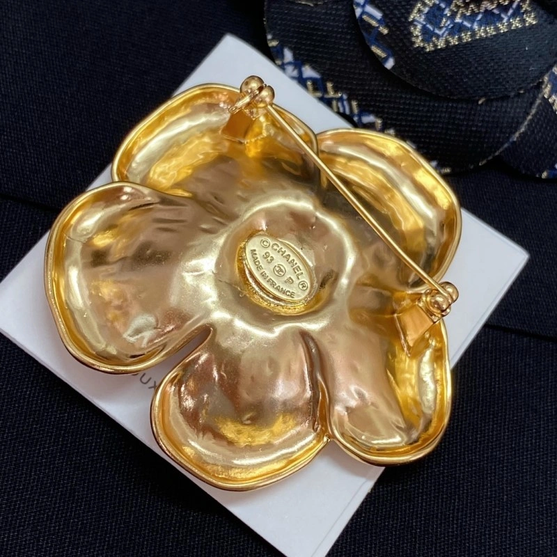 Official Chanel Brooches