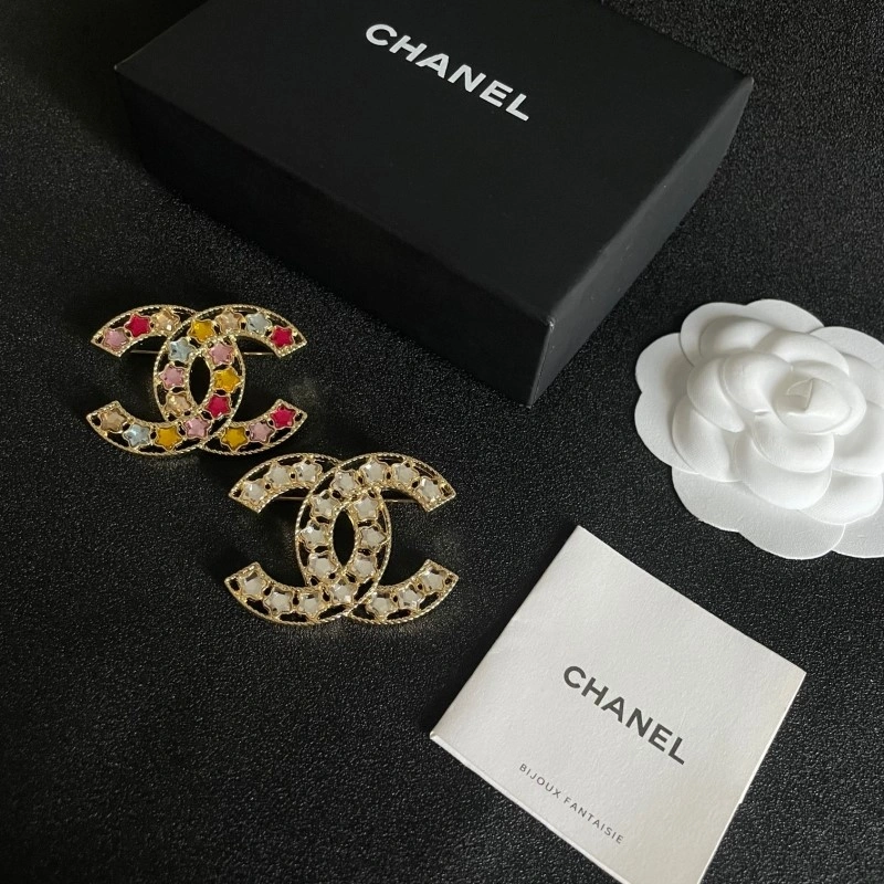 High fidelity Chanel Brooches