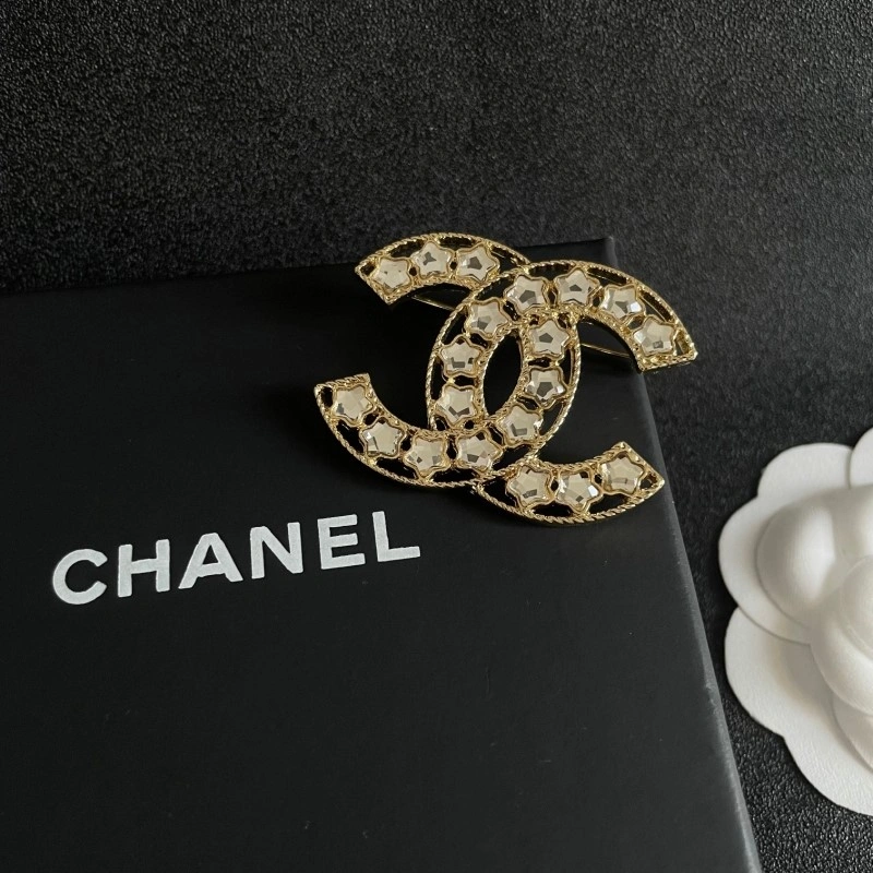 High fidelity Chanel Brooches