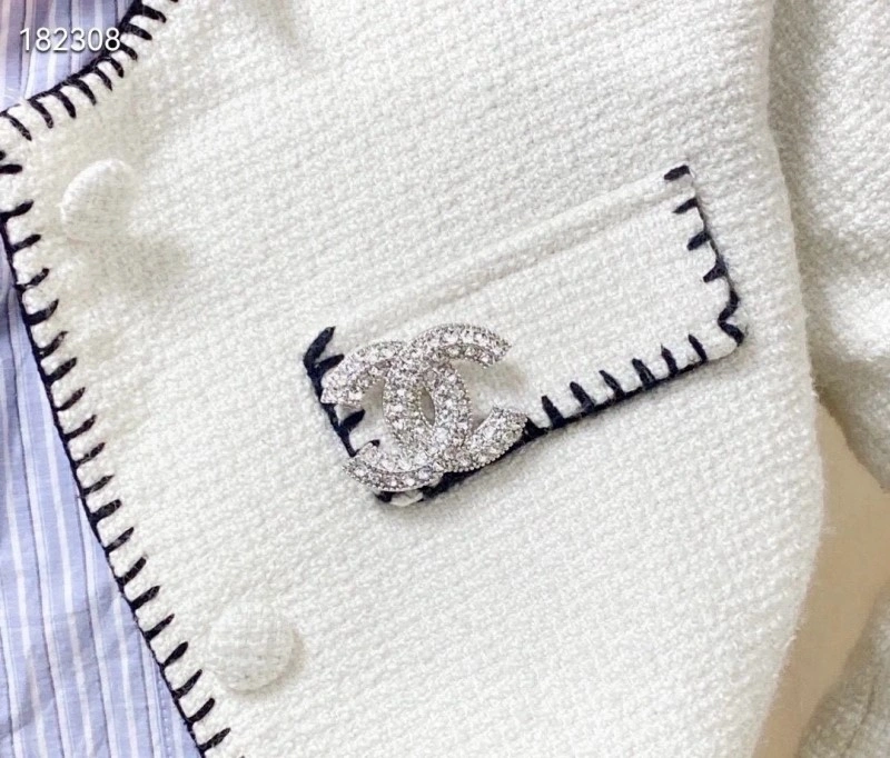 Precise copy Chanel Brooches