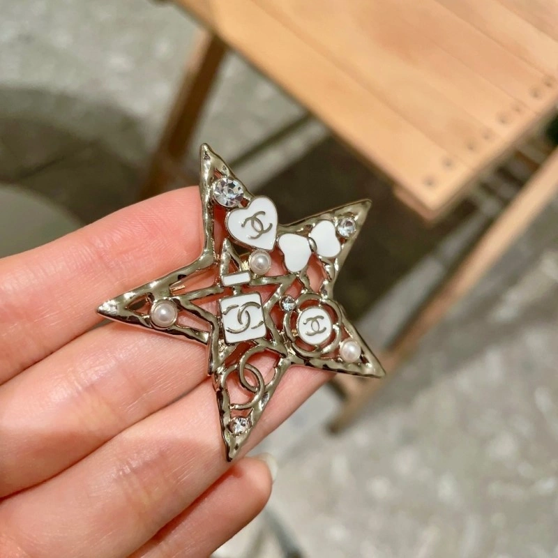 Mirror quality Chanel Brooches