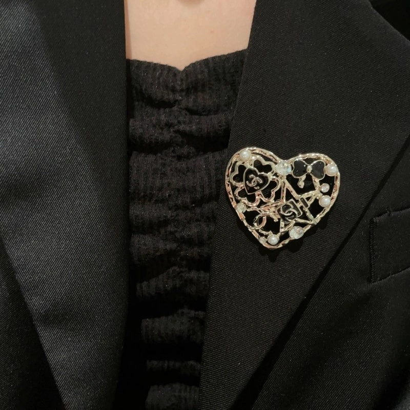 Bargain Chanel Brooches