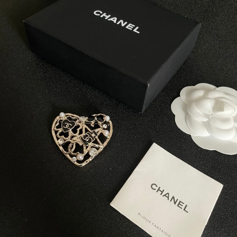 Bargain Chanel Brooches
