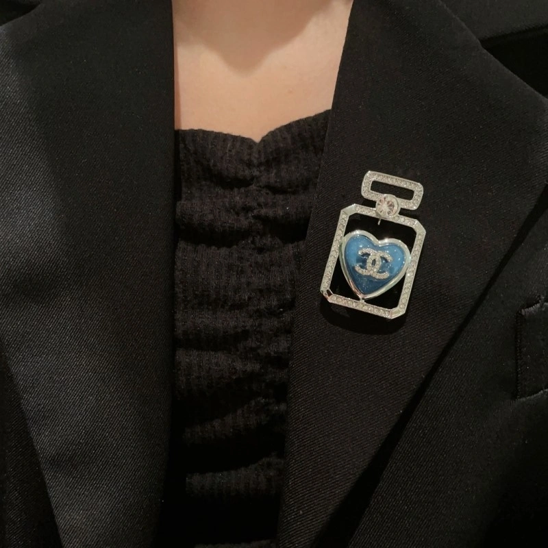 Brand-authenticated Chanel Brooches