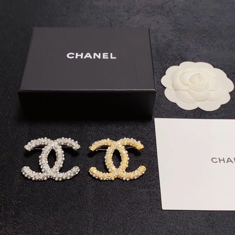 Accurate model Chanel Brooches