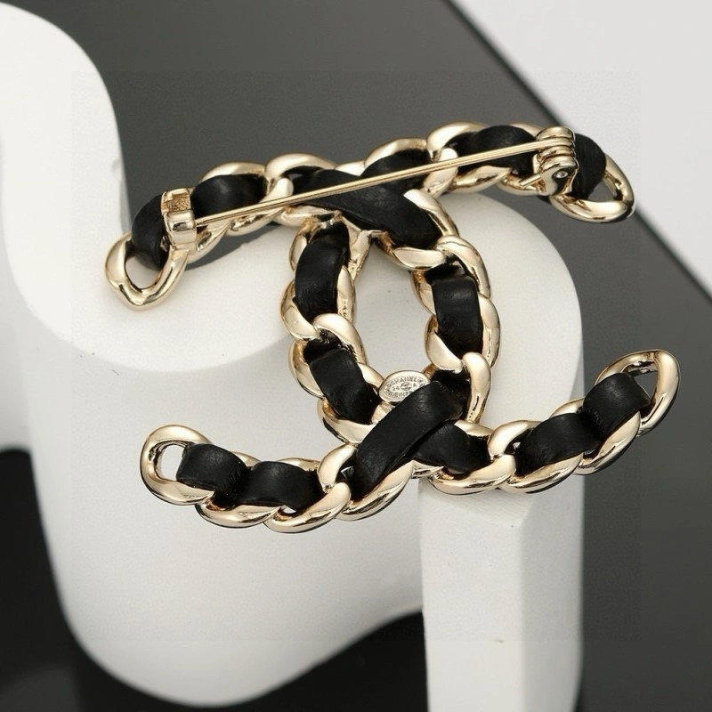 Accurate model Chanel Brooches
