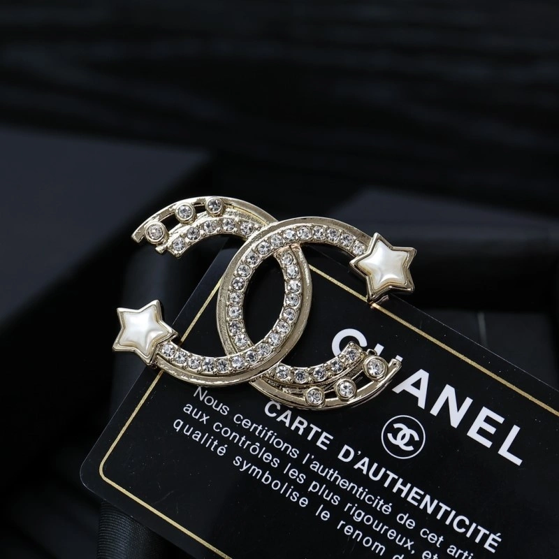 High fidelity Chanel Brooches