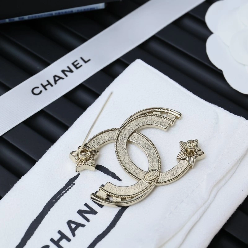 High fidelity Chanel Brooches