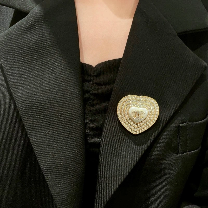 Discounted Chanel Brooches