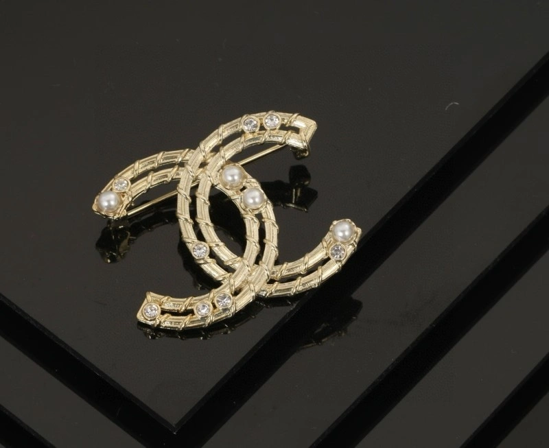 High fidelity Chanel Brooches