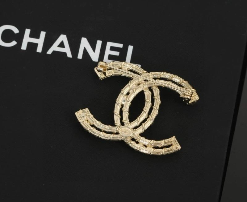 High fidelity Chanel Brooches