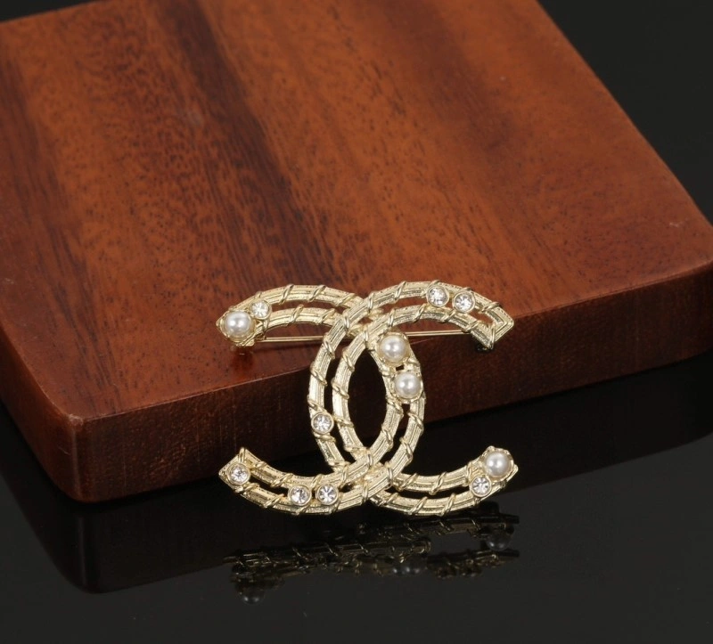 High fidelity Chanel Brooches