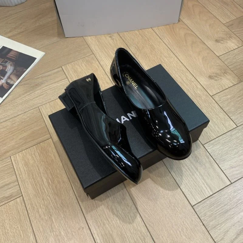 Bargain Chanel Business Shoes