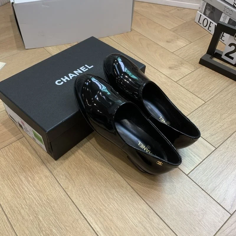 Bargain Chanel Business Shoes