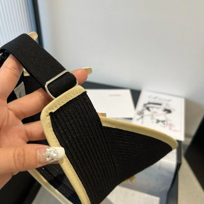Top mirror Chanel Caps