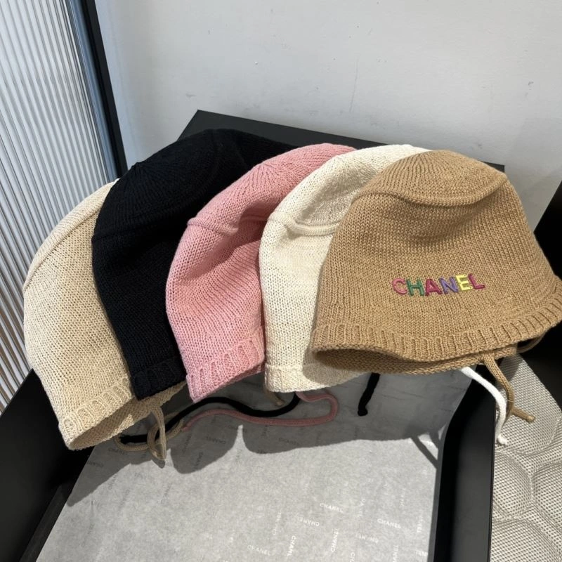 Top match Chanel Caps