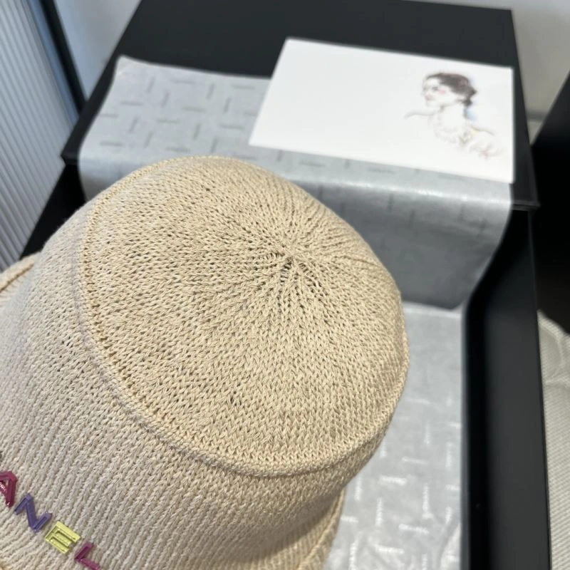 Top match Chanel Caps