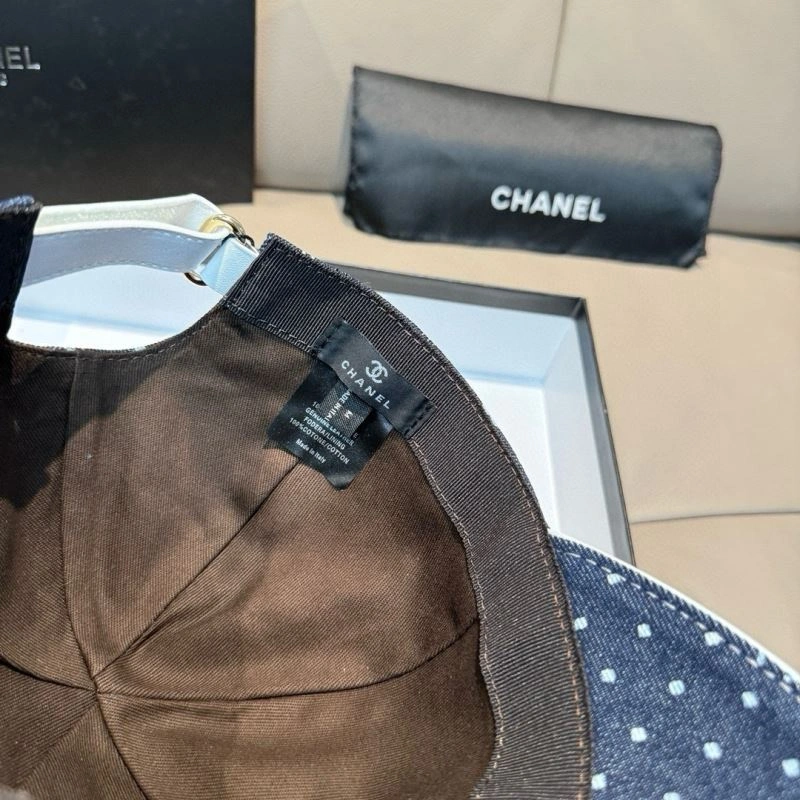 Mirror quality Chanel Caps