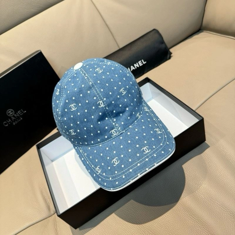 Top mirror Chanel Caps
