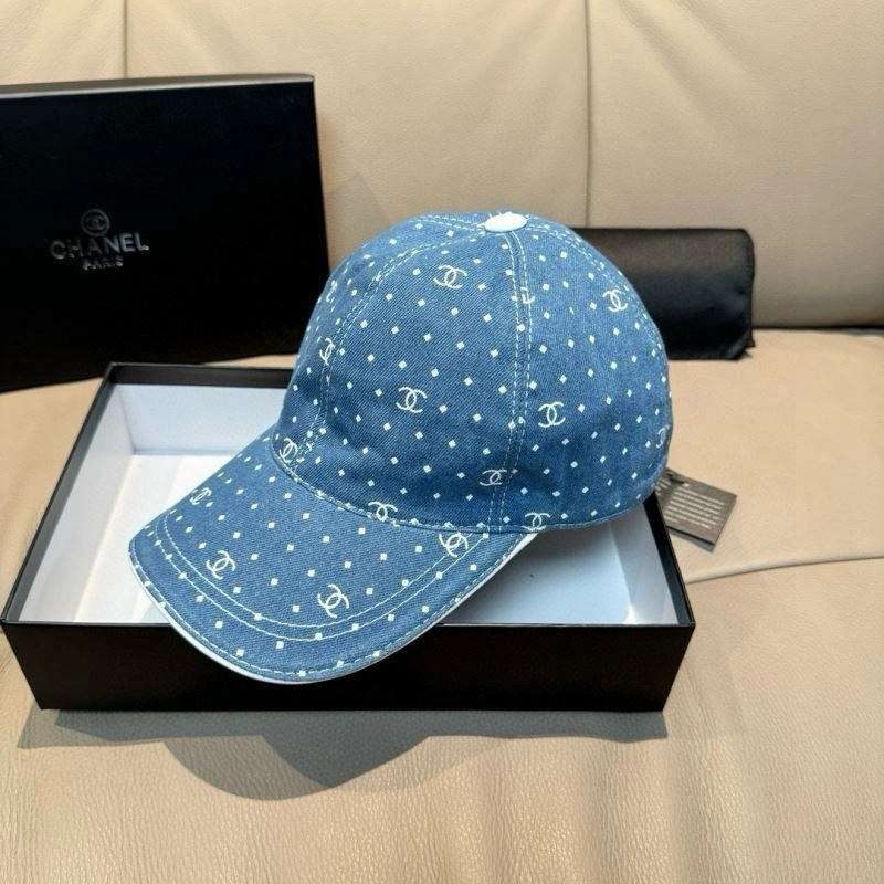 Top mirror Chanel Caps