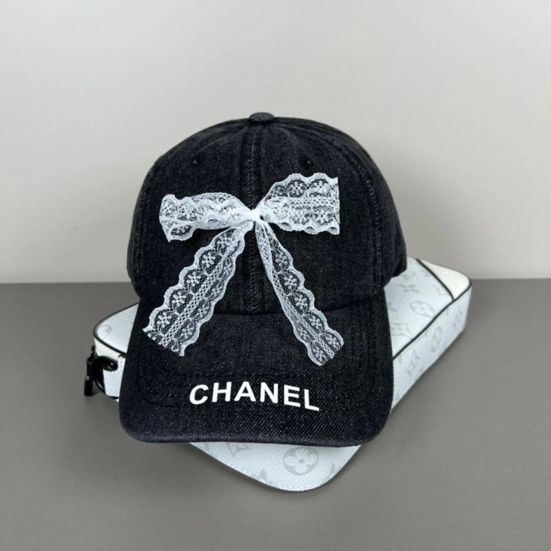 Top match Chanel Caps