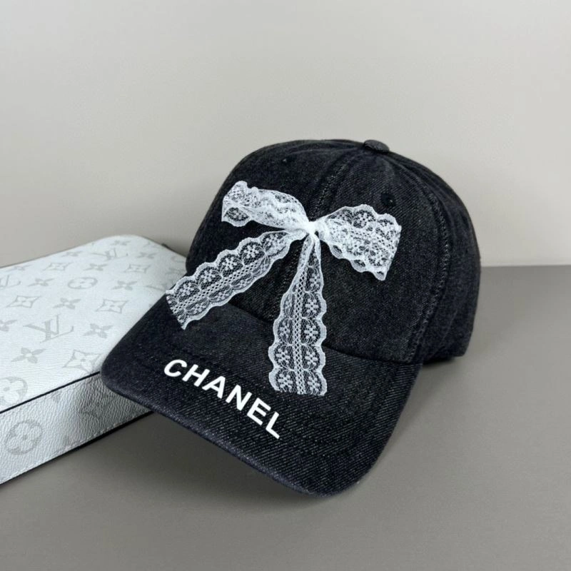 Top match Chanel Caps