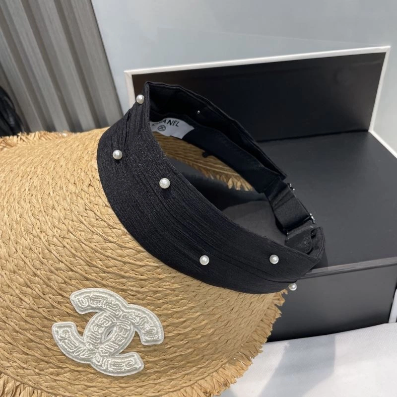 Top match Chanel Caps